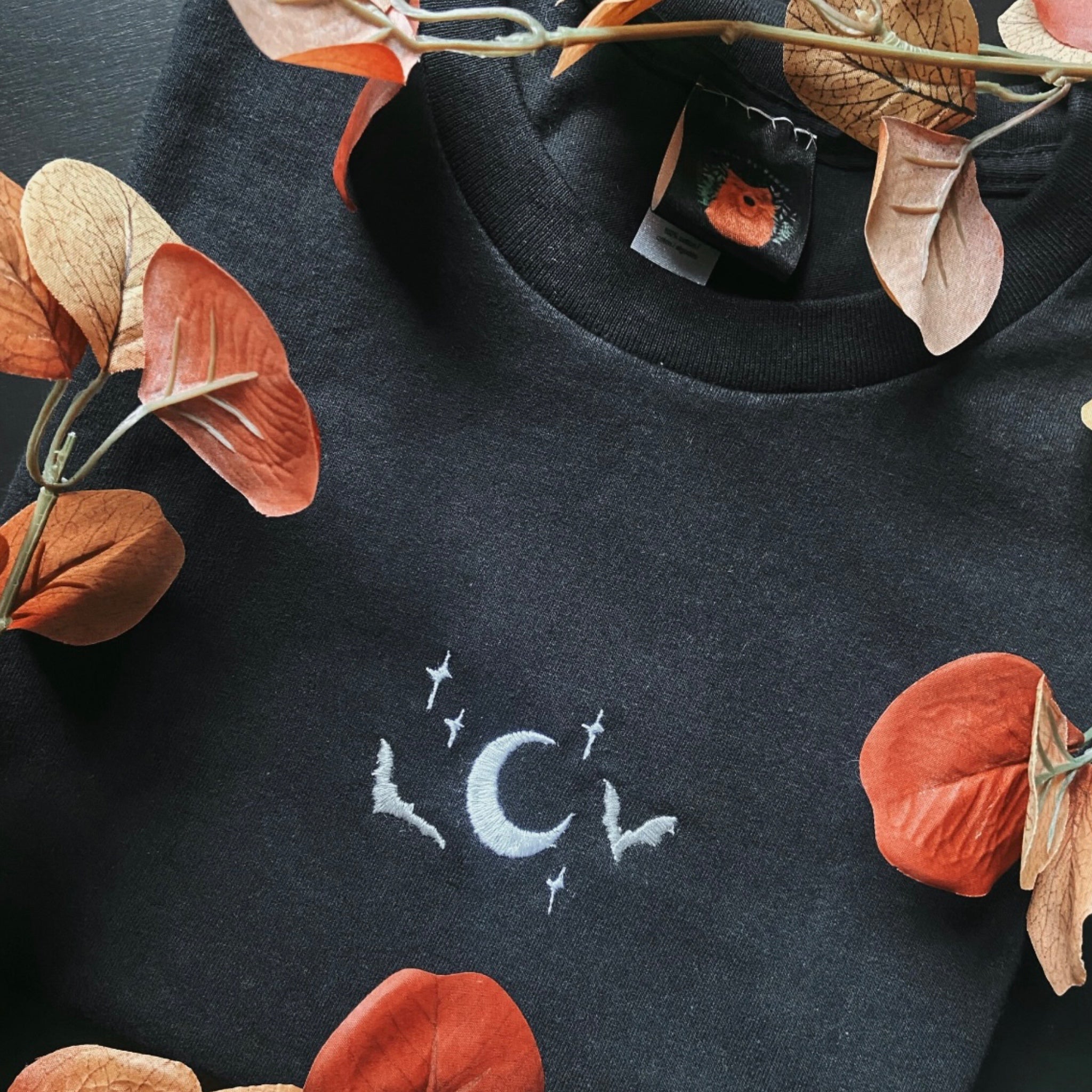 Bats & Moon Embroidered Tshirt – wildfoxbyrowan