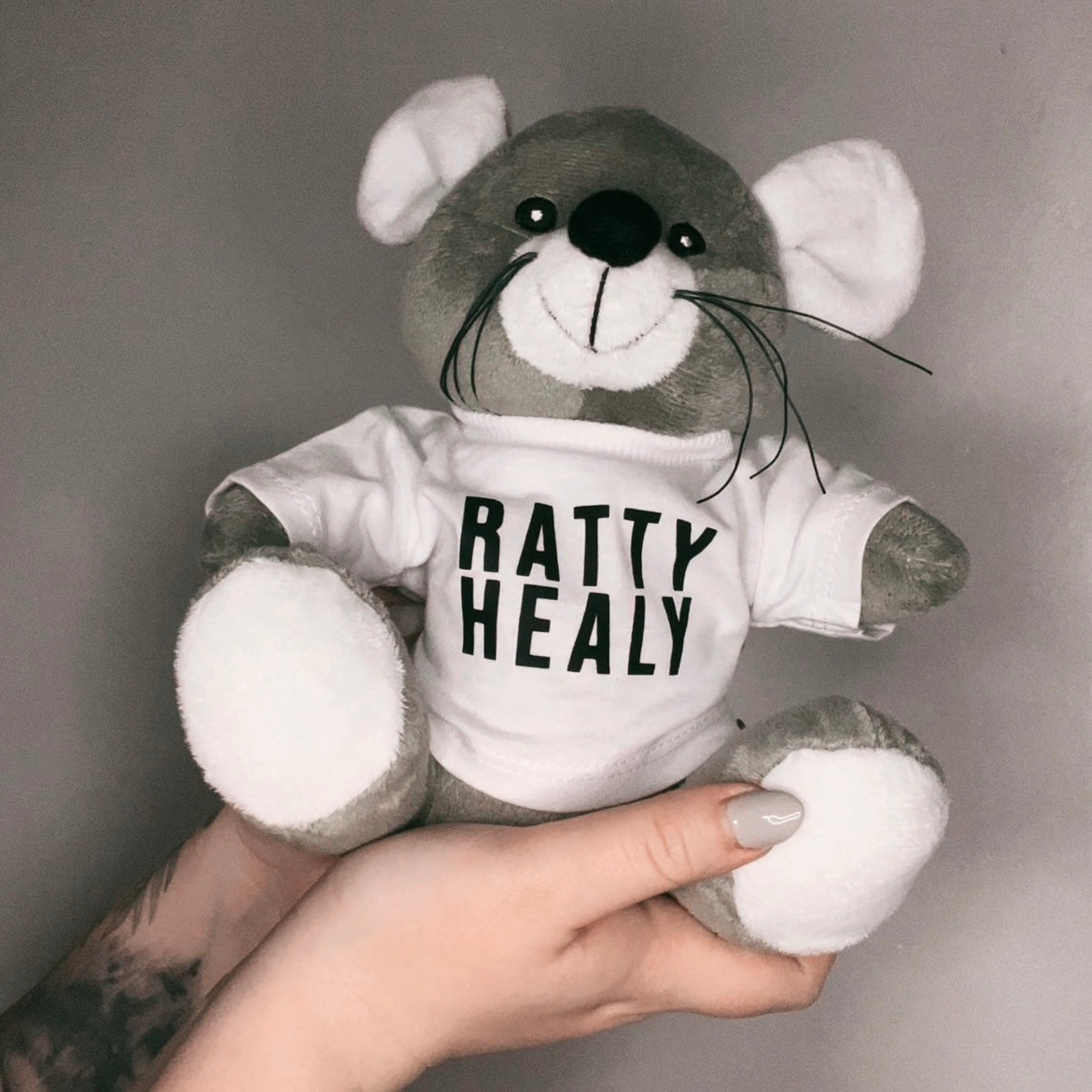 Ratty Healy - The 1975 - Plushie in a white tee – wildfoxbyrowan